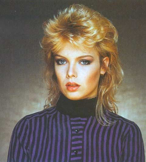 The Ultimate Guide to Mullet Hairstyles: Trends, Celebrities, and More ...